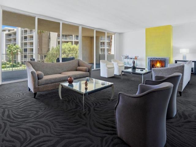 899 Island Drive 302
