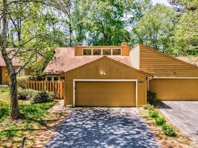 899 Lake Hollow Blvd SW, Marietta, GA 30064