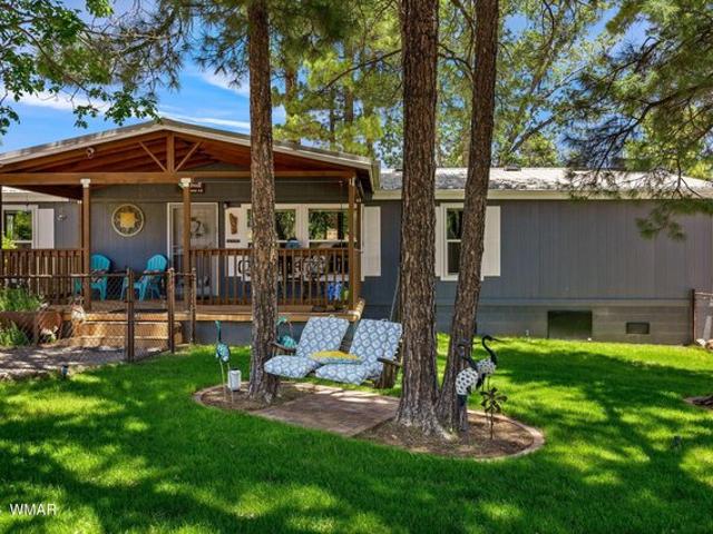 899 Navajo Trl, Show Low, AZ 85901