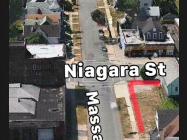 899 Niagara Street