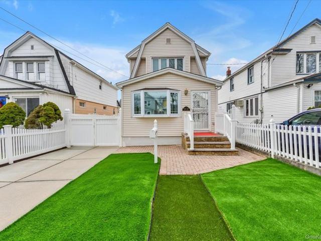 89 78 th St, Queens Village, NY 11427