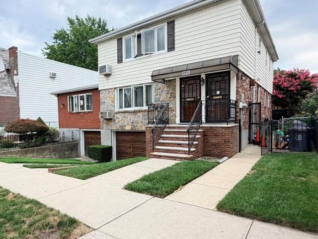 89 16 Doran Ave, Glendale, NY 11385