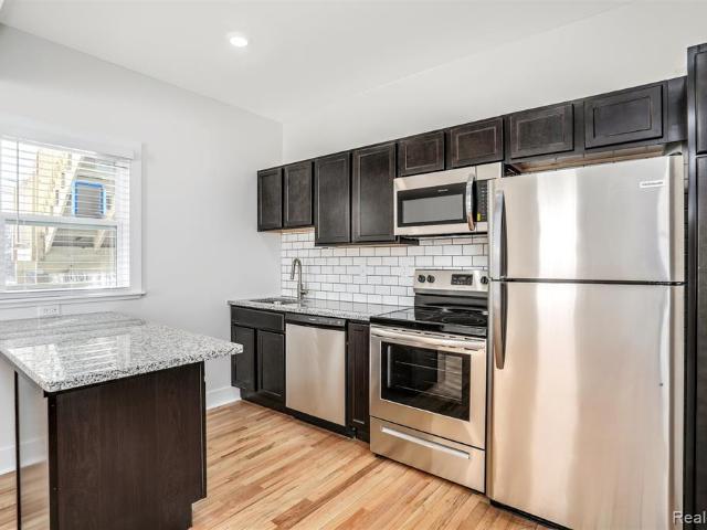 89 W Philadelphia Street # 2