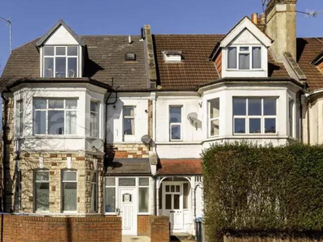 89 Walm Lane, London, NW2 4QG, United Kingdom | 4 bed apartment for rent #165406331 | Rentberry