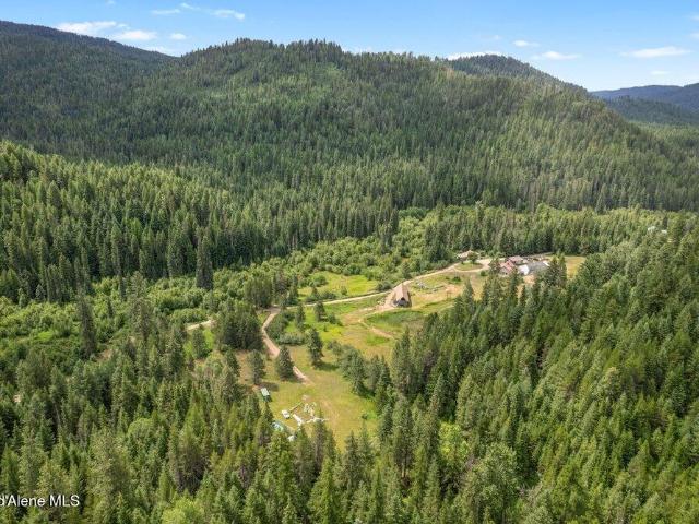 89 xx Eastriver Spur, Priest River, ID 83856 | MLS #25 7506