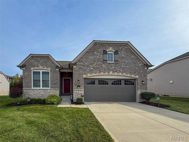 89 Alta Mira Ct, O'Fallon, MO 63368