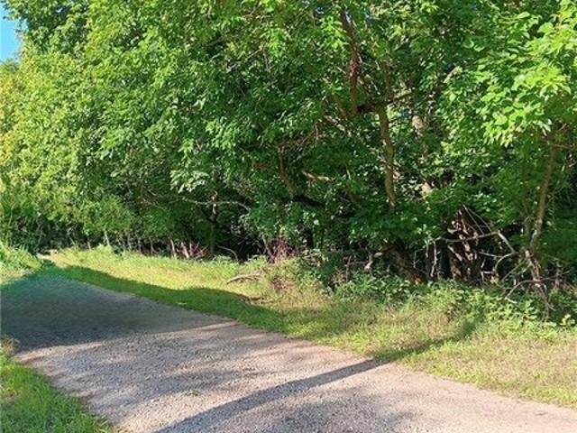89 and 93 Kansas Dr, Linn Valley, KS 66040