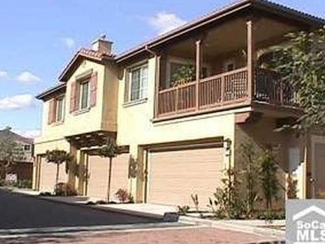 89 Ardmore, 2 beds, 2 full baths