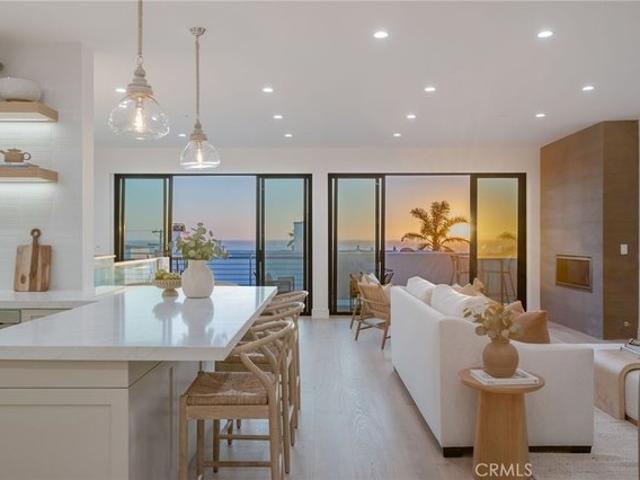 89 Bayview Dr, Manhattan Beach, CA 90266