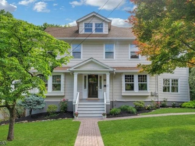 89 Beechwood Rd, Summit, NJ 07901
