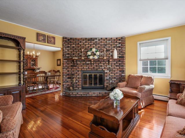 89 Bellevue Avenue