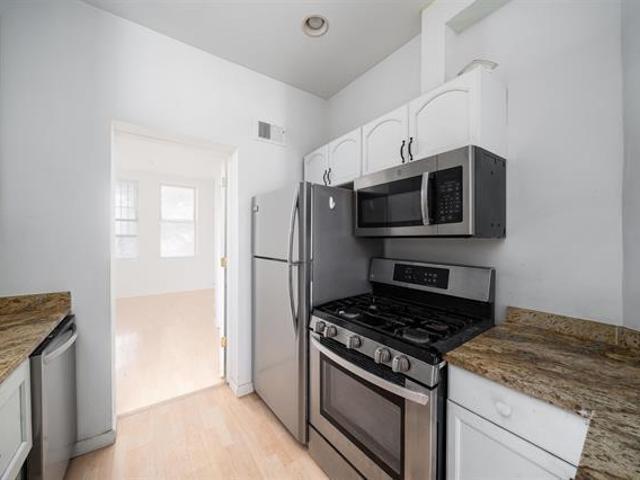 89 Booraem Ave # 1L