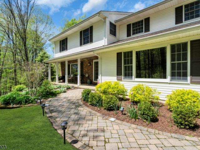 89 Catswamp Rd