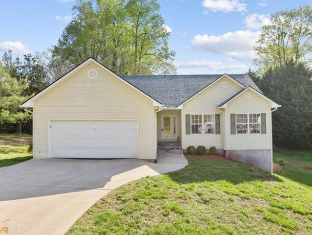 89 Deerfield Dr, Cleveland, GA 30528