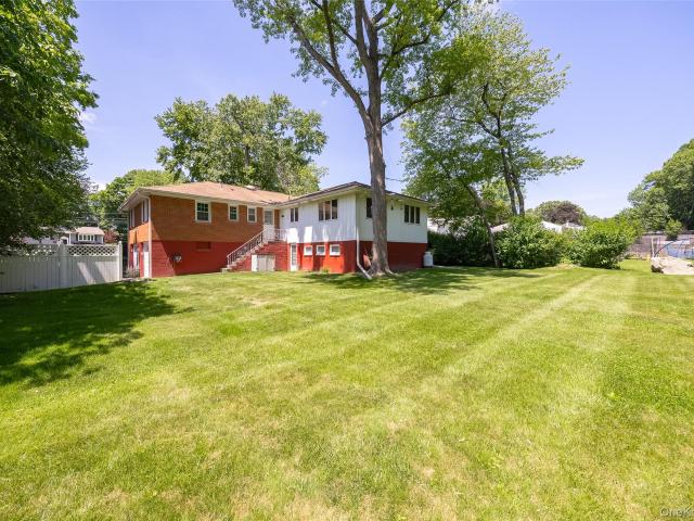 89 Edgehill Drive