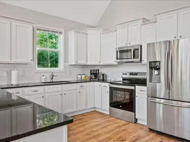 89 Friendly Ln, Henderson, NC 27537