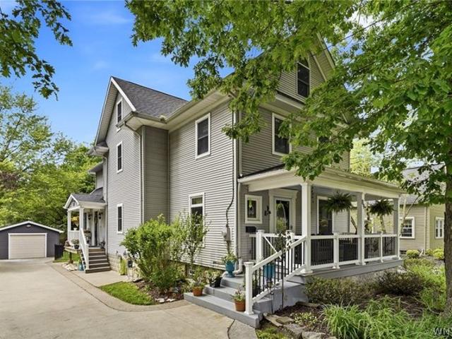 89 Garrison Rd, Buffalo, NY 14221