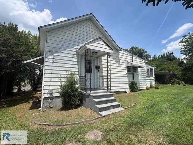 89 Glen Oak Dr, Danville, VA 24541