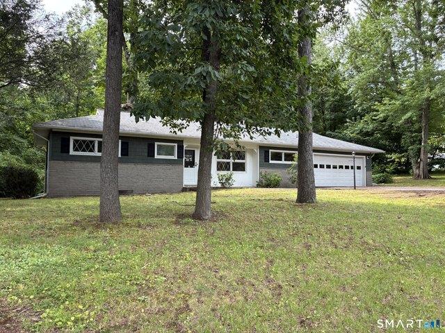 89 Hogs Back Rd, Oxford, CT 06478