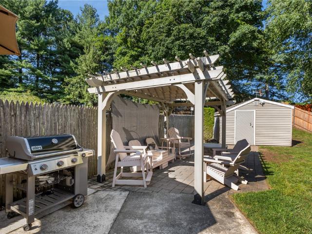 89 Interlocken Road