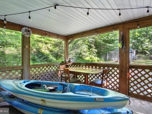 89 Oak Lane