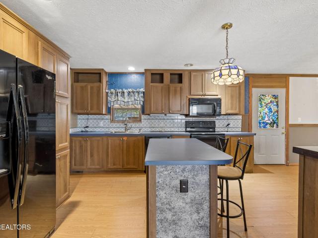 89 Poplar Drive