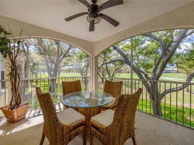 89 Silver Oaks Cir Unit 5 201, Naples, FL 34119