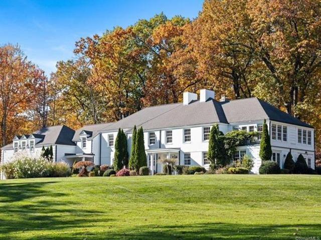 89 Sunset Farm Rd West Hartford, CT 06107 in West Hartford, Connecticut