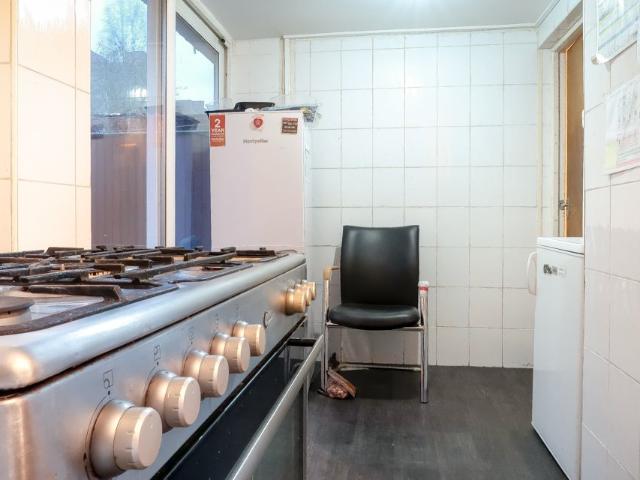 89AL RM5 Alpha Grove| Isle of Dogs | London | E14 8PG