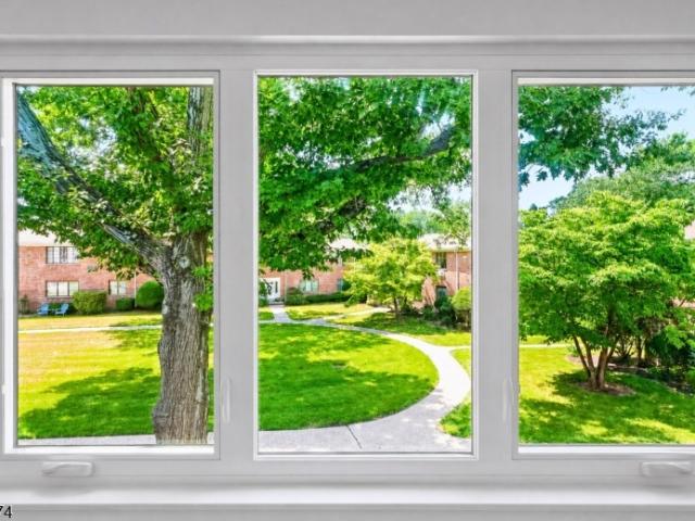 89D Troy Dr