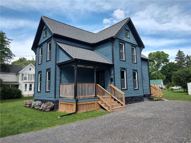 8 Mumford Street