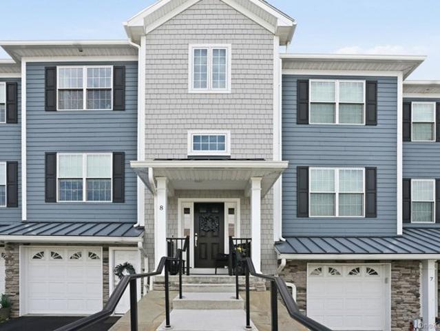 8 Muscoot River Rd, Yorktown Heights, NY 10598