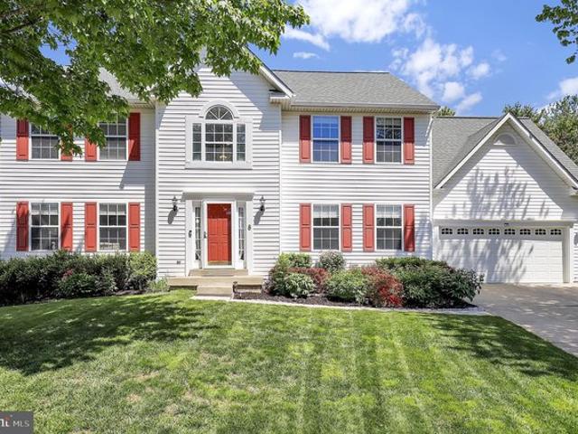 8 Madrigal Ct, Germantown, MD 20876