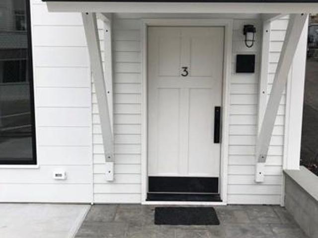 8 Main St Redding, CT 06896