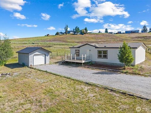 8 Mallard Ln, Republic, WA 99166