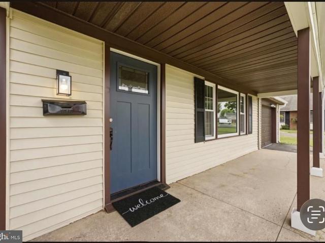 8 Marboro Lane