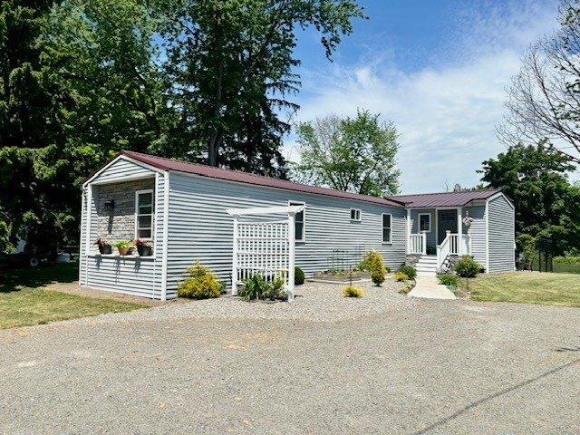 8 McCarty St, Candor, NY 13743