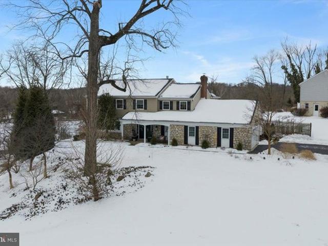 8 Mill Creek Rd, Holland, PA 18966