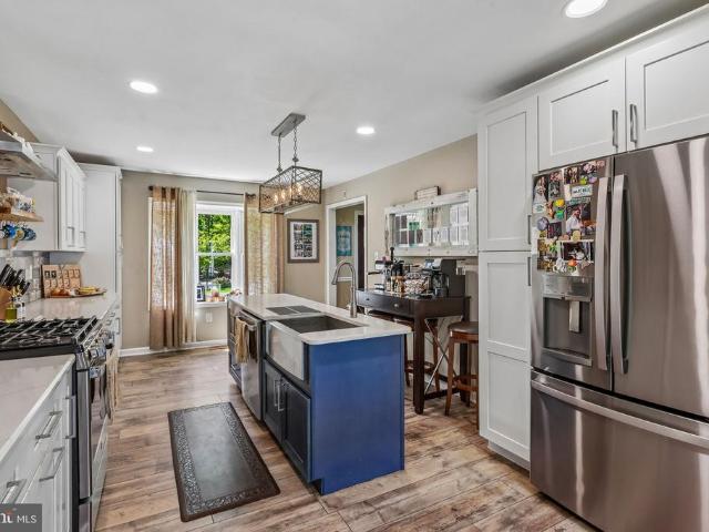 8 Minisink Trail