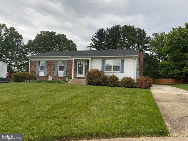 8 Monroe Field Ct, Baltimore, MD 21228