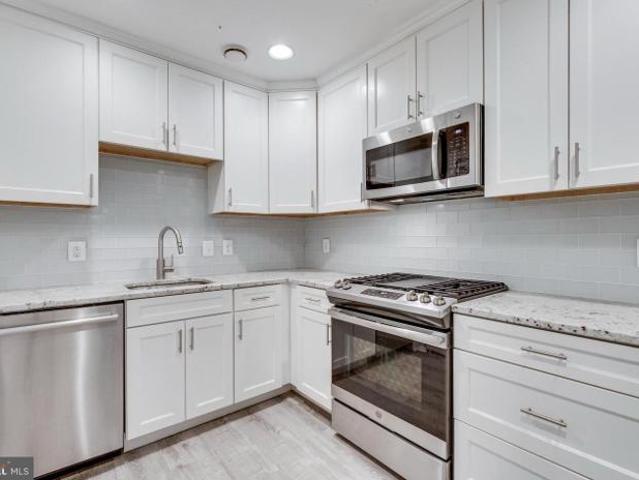 8 Monroe St #8 301, Rockville, MD 20850