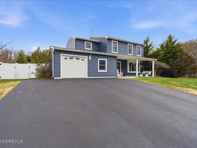 8 Moss Haven Way