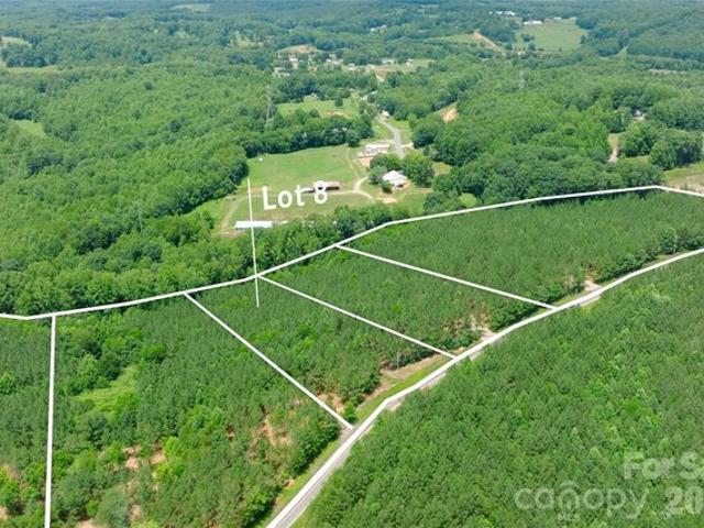 8 Morrison Rd, Morganton, NC 28655