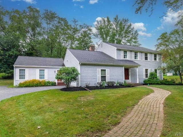 8 Mount Airy Court