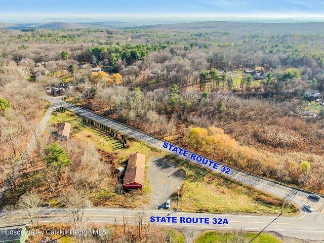 8 NY 32A, Saugerties, NY 12477