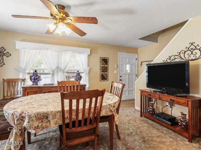 8 N Chestnut Street N