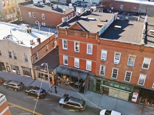 8 N Broadway