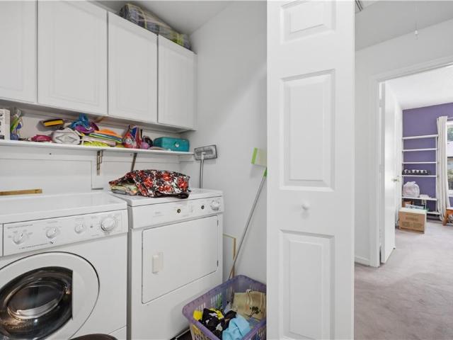 8 N Gawain WAY