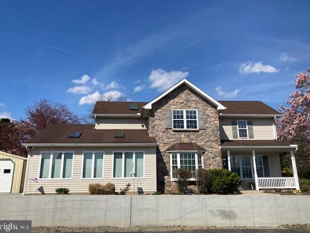 8 N Kinzer Rd, Kinzers, PA 17535 | MLS #PALA2085 | Compass
