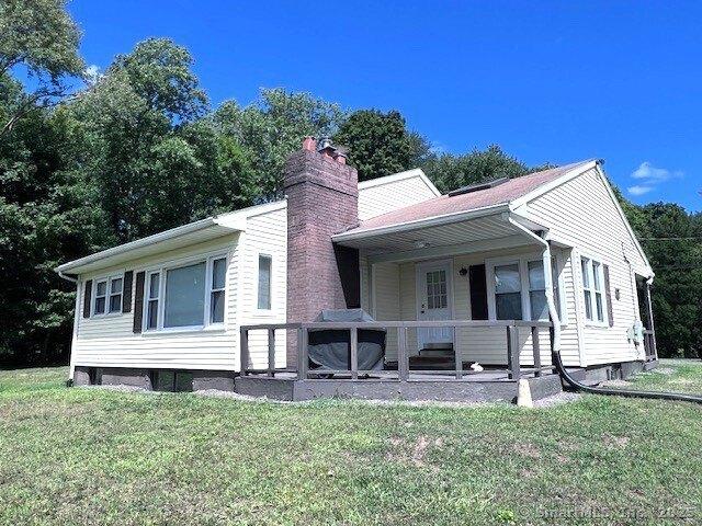 8 Neffs Corner Rd, Haddam, CT 06441
